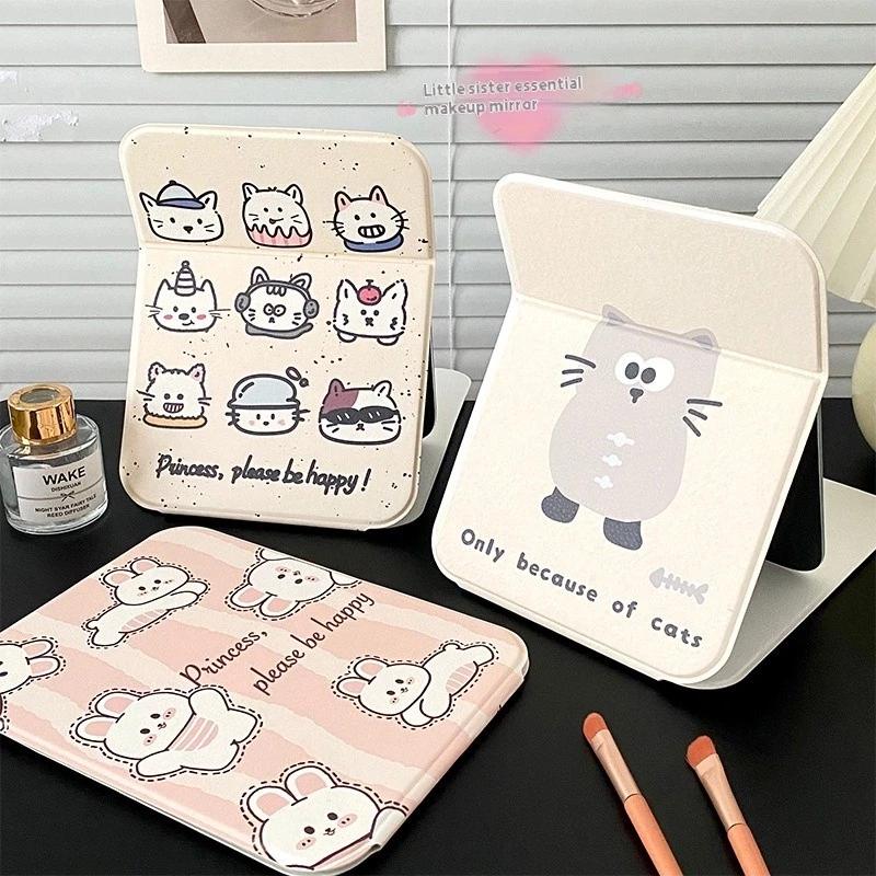 Gương trang điểm gấp gọn bọc da dễ thương 20.5cm Tmark